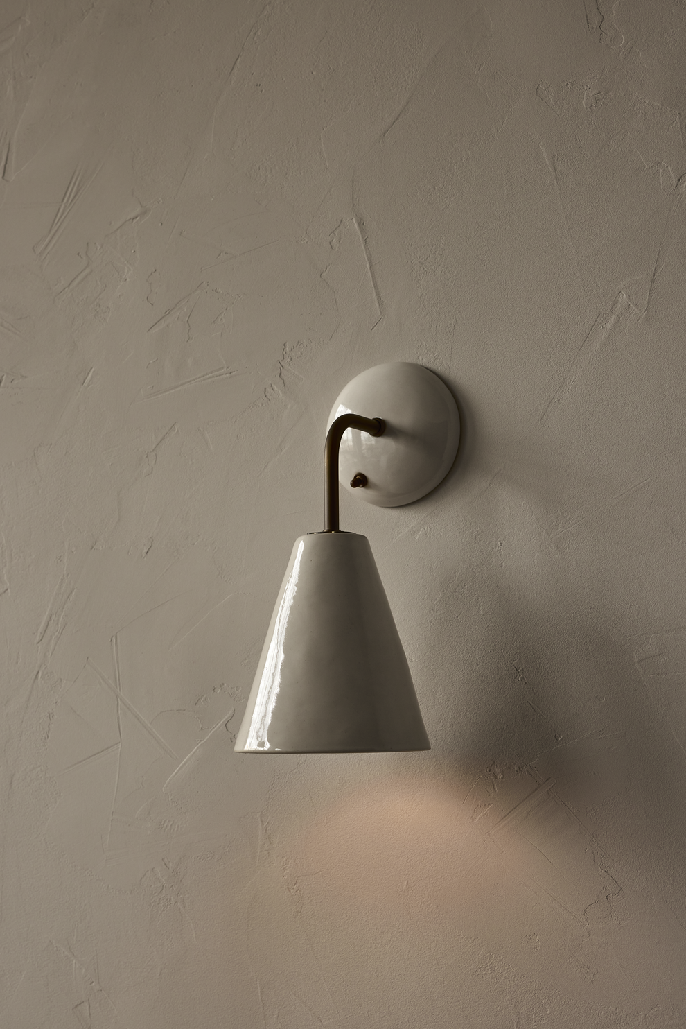 Simple Sconce in Salt – NPAGE STUDIO