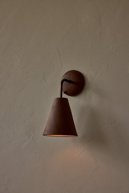 Simple Sconce in Mud – NPAGE STUDIO